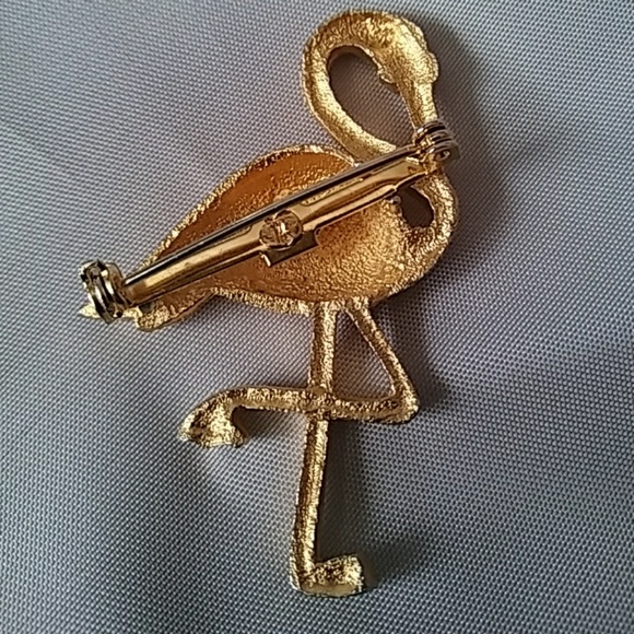 unknown - unmarked | Jewelry | 12 X 2 Goldtoned Flamingo Brooch Pin ...